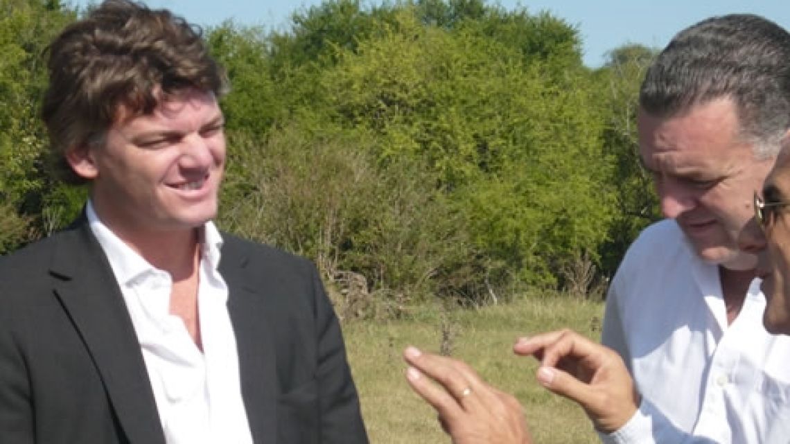 Scioli hace más cambios en su Gabinete: nombra a su hermano en el ...