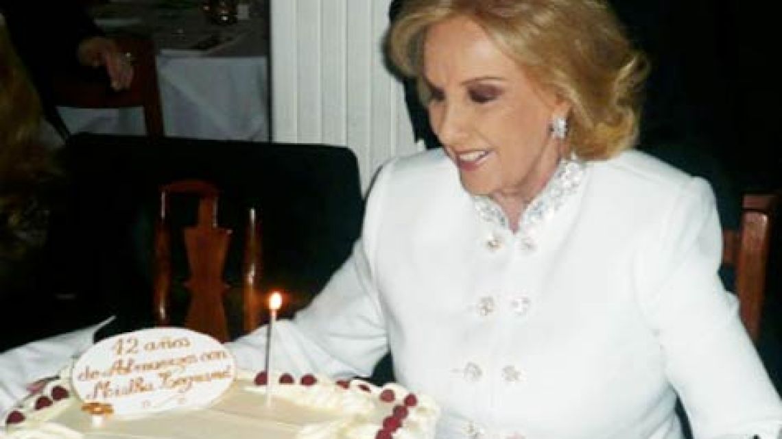 Mirtha festejó los 42 años de su ciclo televisivo con una cena | Exitoina