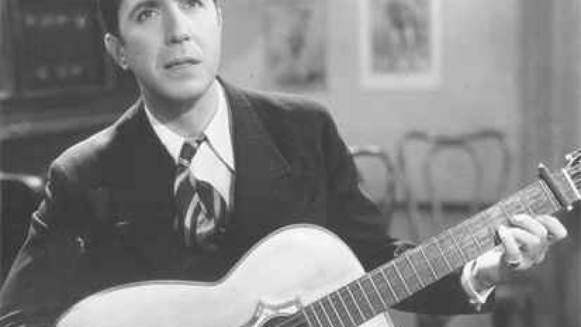 Homenajes a Gardel al cumplirse 75 años de su muerte | Exitoina