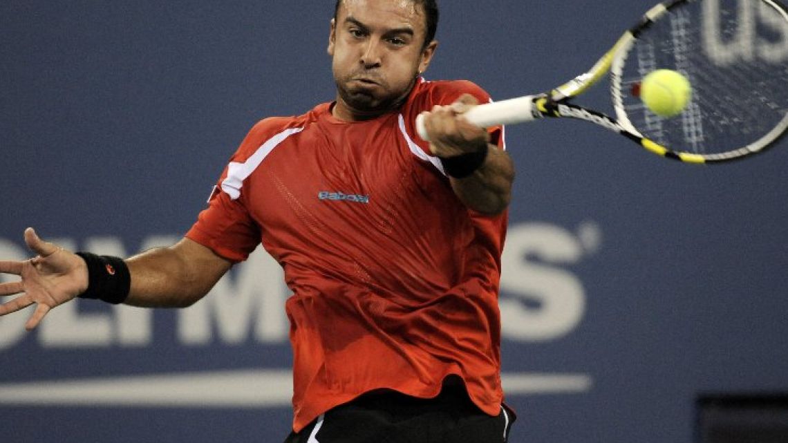 Federer, con "Gran Willy", aplastó a Dabul | 442