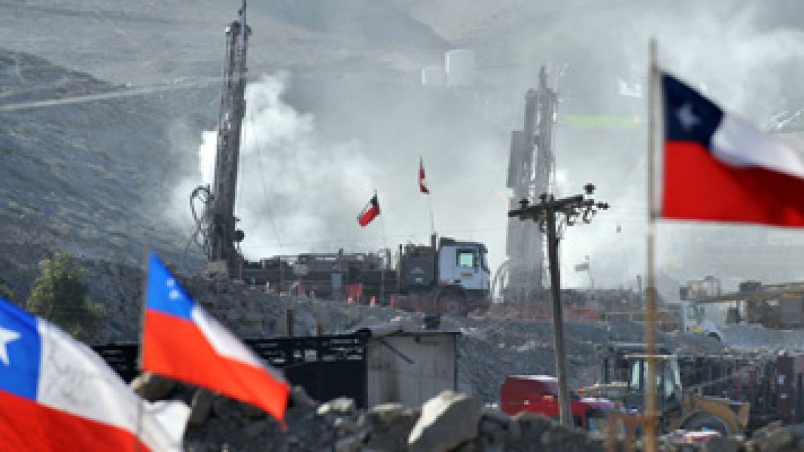 Diseñan juegos para contener a los mineros chilenos durante el rescate ...