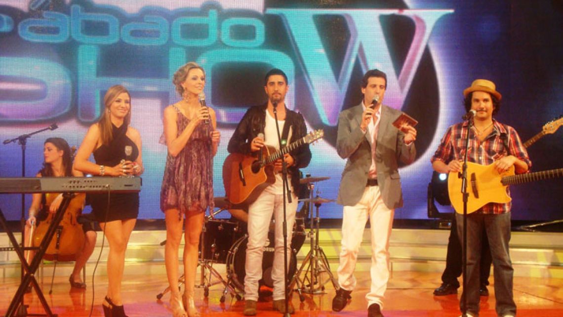 Alex Ubago, Coki y Georgina Barbarossa en "Sábado Show" | Exitoina