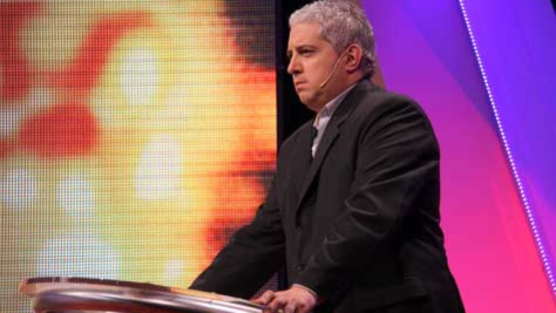 Mariano Peluffo, indignado con los participantes de GH2011 | Exitoina