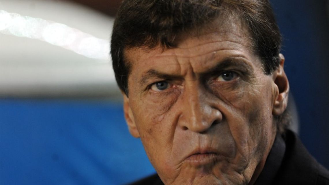 Falcioni no tiene un "dream team" | 442