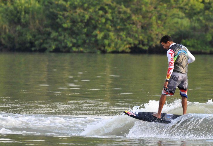 La ola más larga jamás surfeada | 442