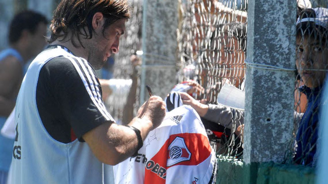 Pavone, desgarrado: 15 días out | 442