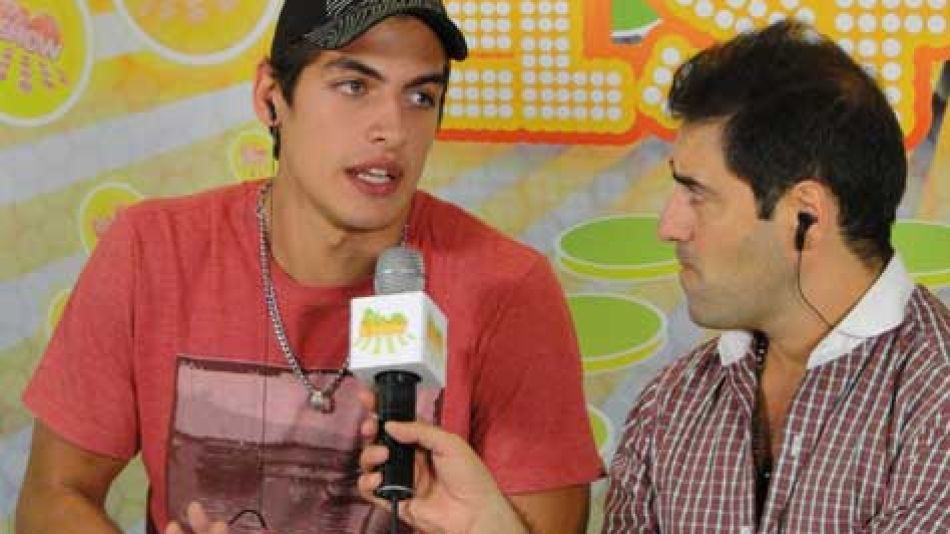 Benjamín Saavedra abandonó definitivamente "Soñando por Bailar" | Exitoina