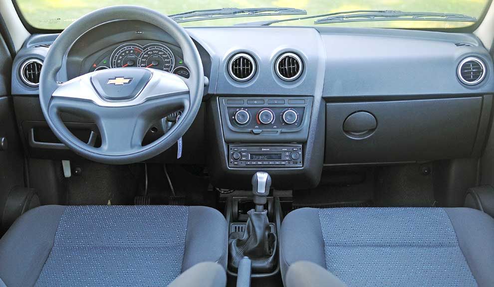 Chevrolet Celta 1.4 LT 3P: ¡Chau Fun! | Parabrisas