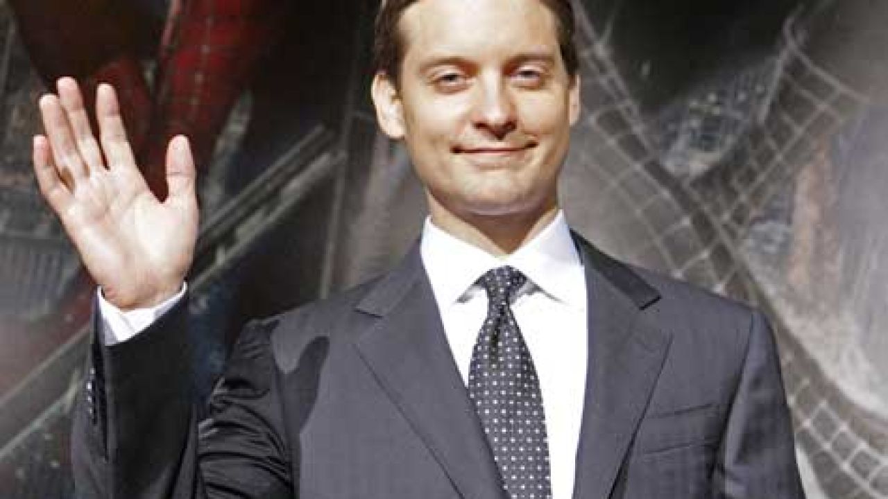 Exitoina | Reclaman al actor Tobey Maguire el dinero ganado en partidas ...