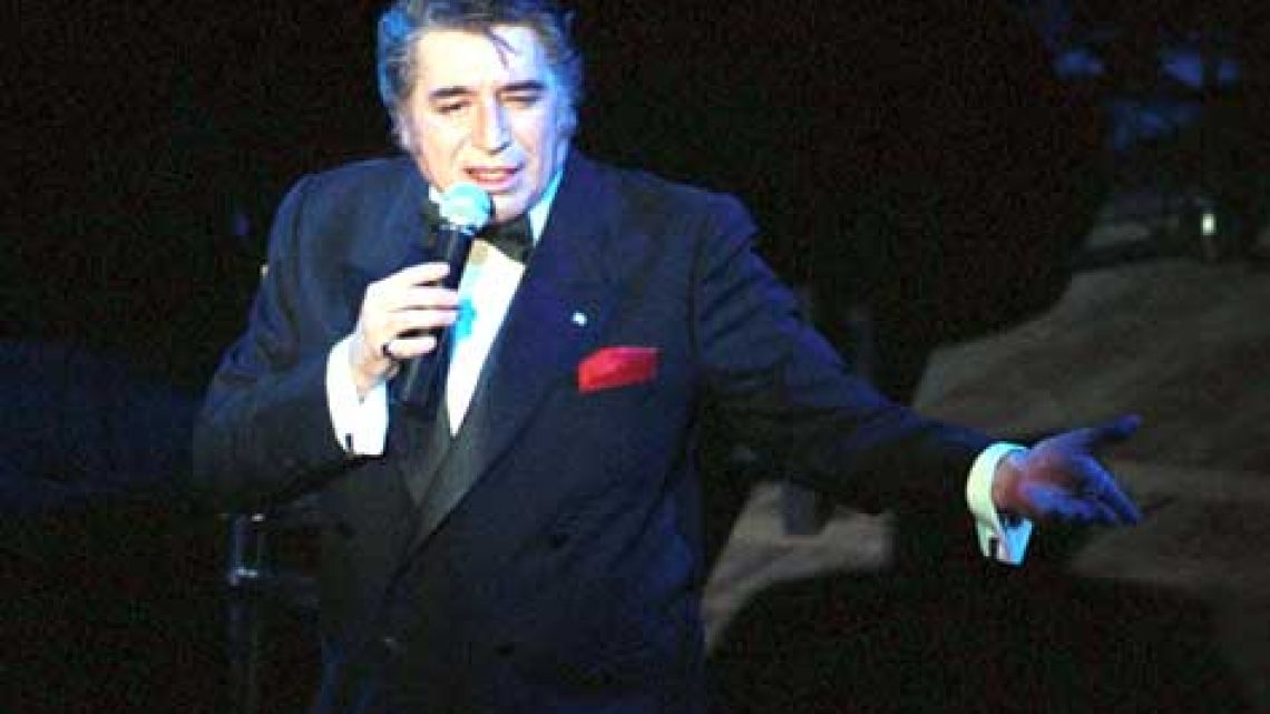 Homenaje solidario a Sandro en su cumpleaños | Exitoina