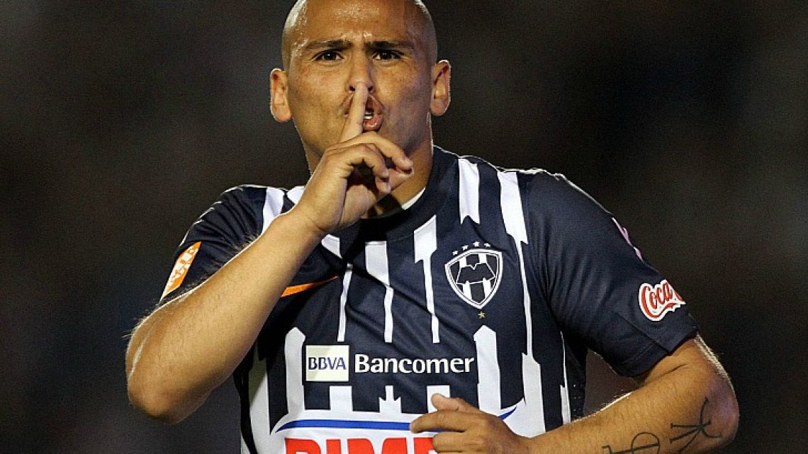 Suazo pidió irse del Monterrey | 442