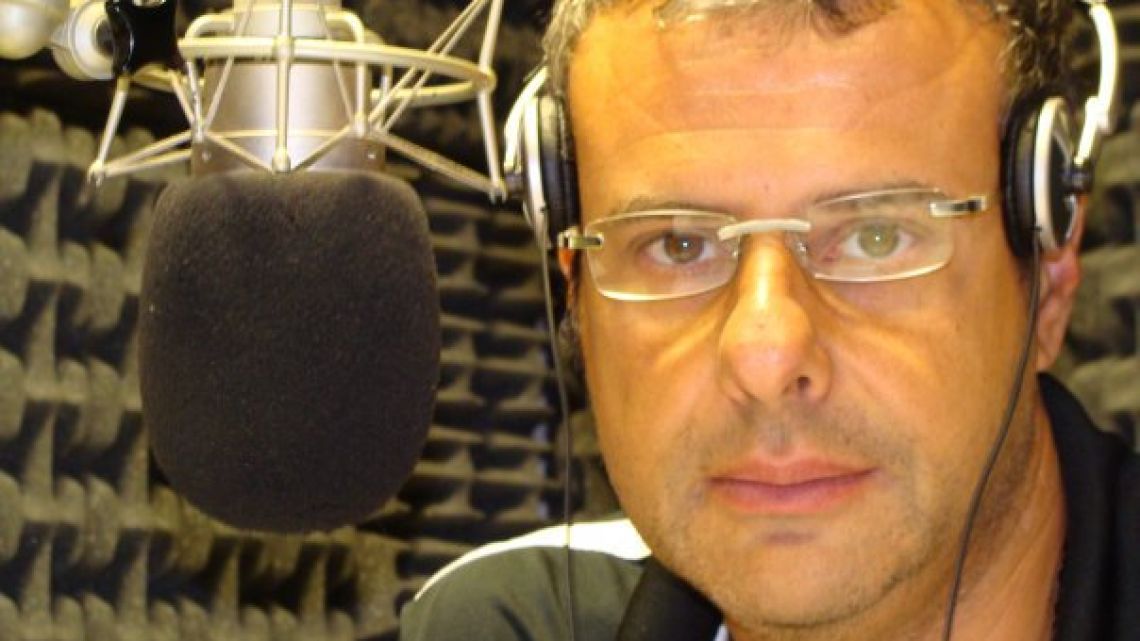 Ari Paluch ya tiene radio para el 2012 | Exitoina