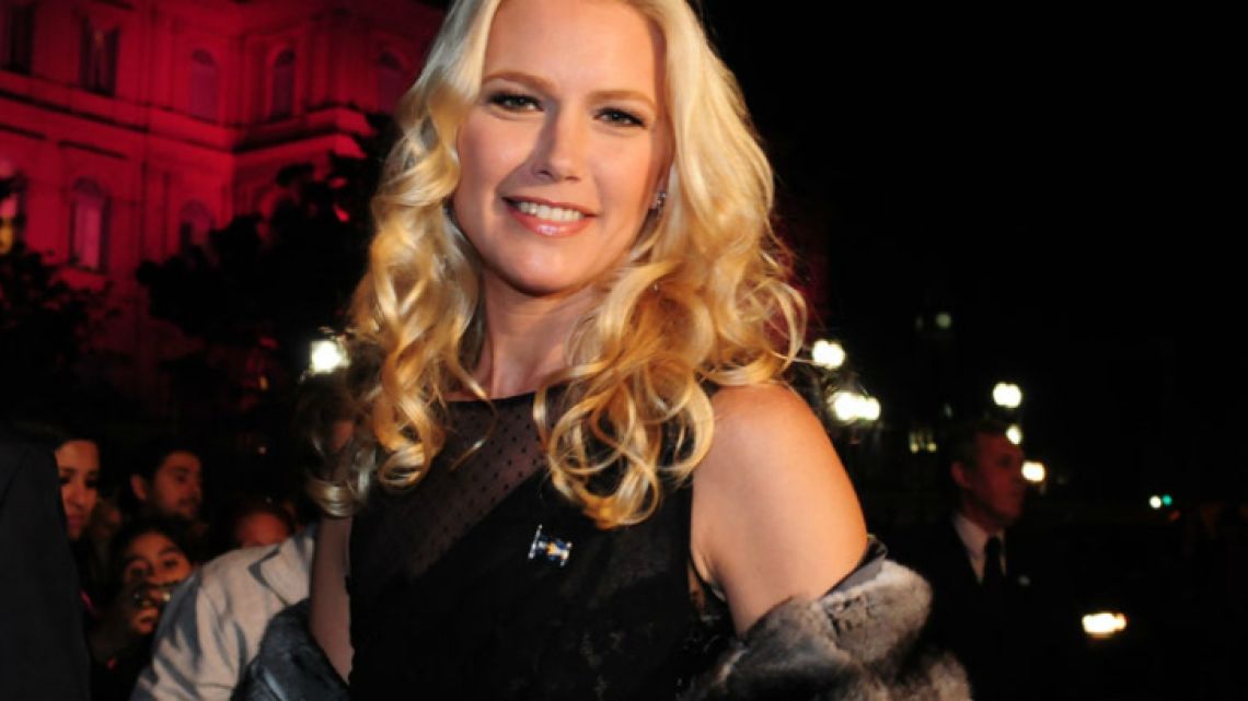 Valeria entra al club de los 40 | Perfil