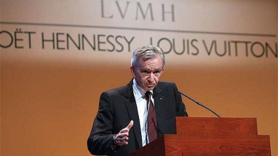 El CEO de Louis Vuitton envuelto en una ola de críticas | Fortuna