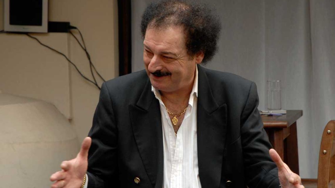Alcides pidió perdón: "De ahora en adelante empiezo a viajar solo ...