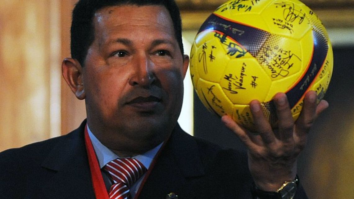Chávez, el fútbol y la revolución | 442