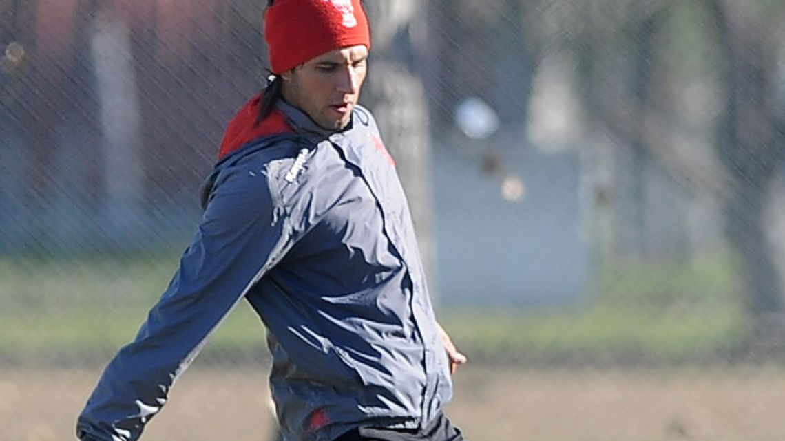 Toranzo tiene cuatro dedos lastimados | 442