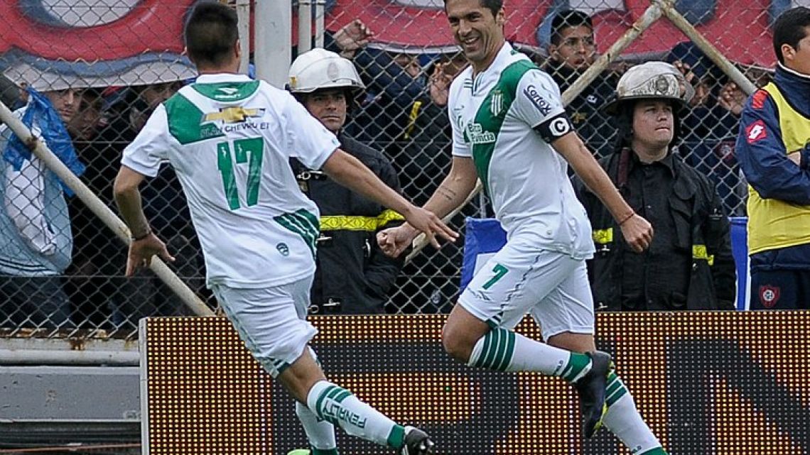 Banfield taladró al campeón de América | 442