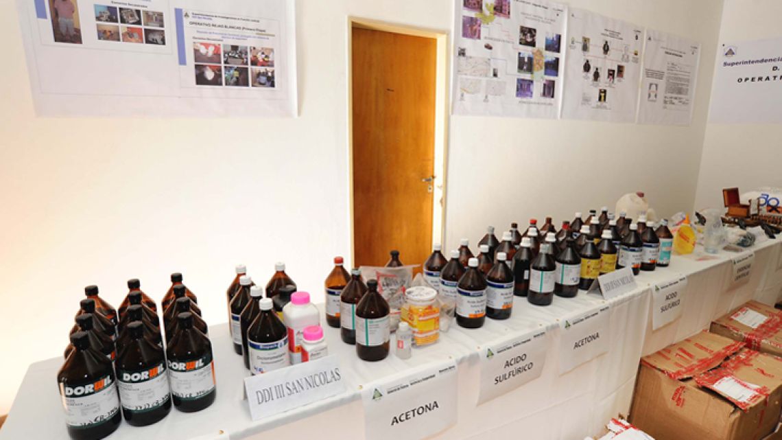 Historia de la mujer que desviaba precursores como en ‘Breaking Bad ...