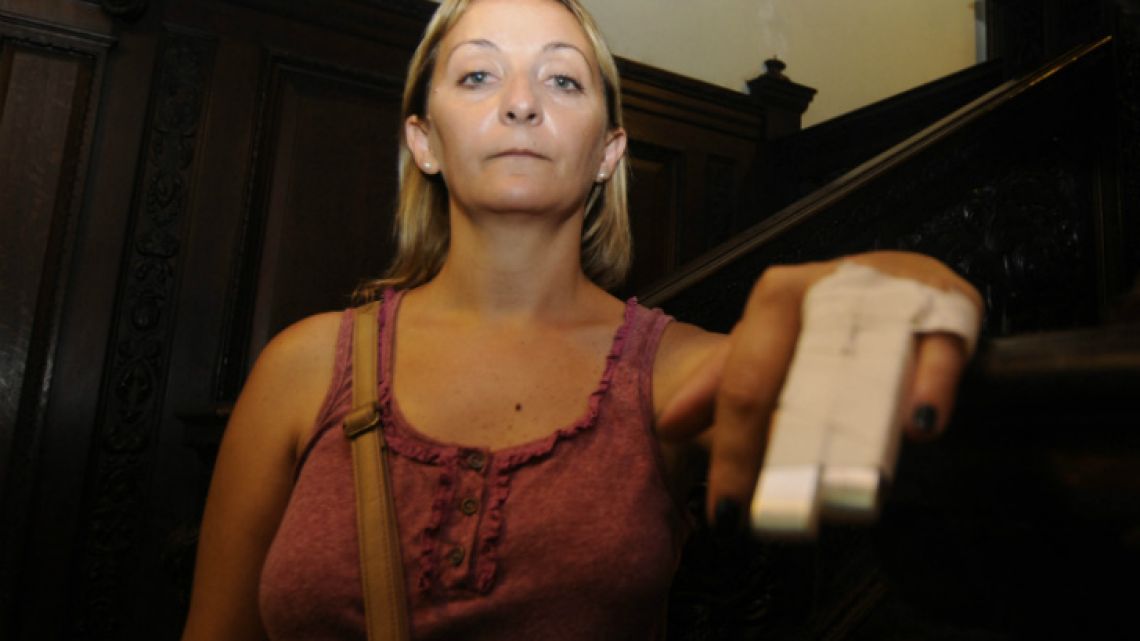 Laura Elías denunció que la atacaron por pedido de su ex marido, José ...