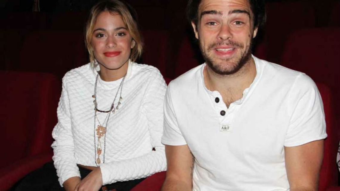 Martina Stoessel y Peter Lanzani, ¡reconciliados! | Exitoina