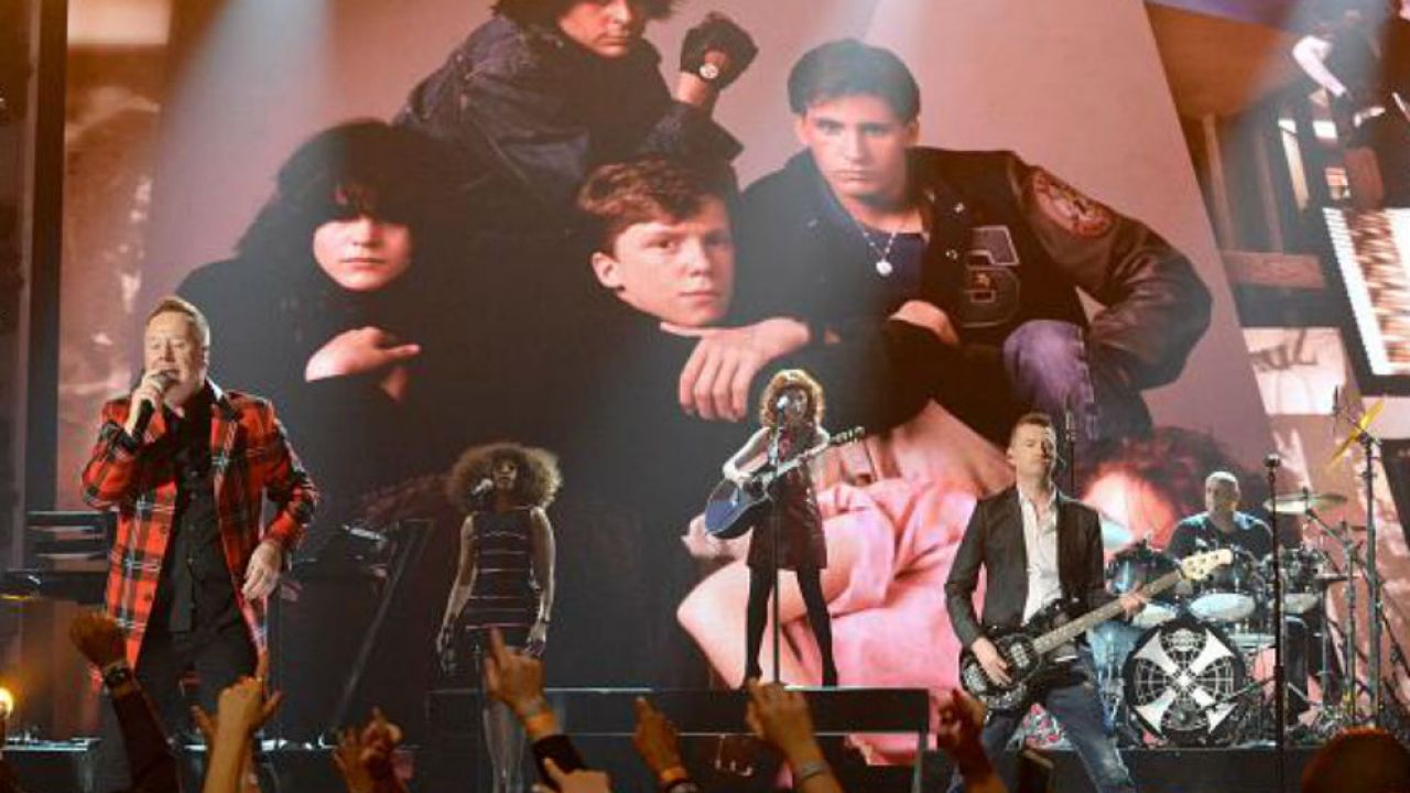 Exitoina | Simple Minds homenajeó a "The Breakfast Club" por sus 30 años