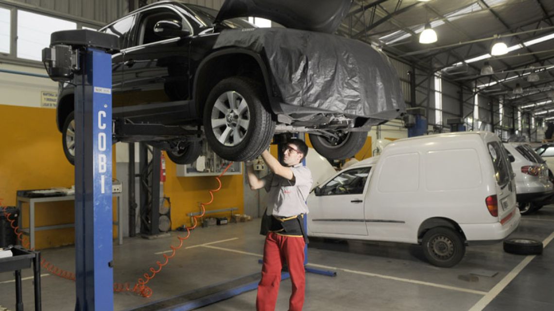 Los 10 ruidos más comunes en los autos | Parabrisas