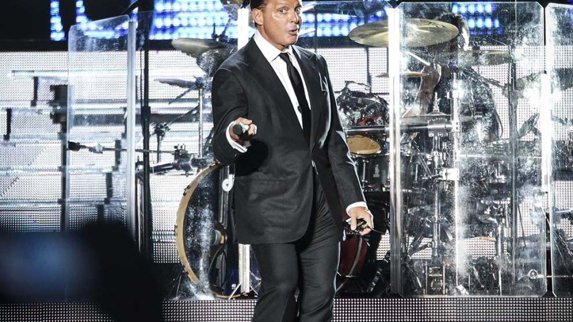 Luis Miguel llegó a un acuerdo millonario con su ex representante ...