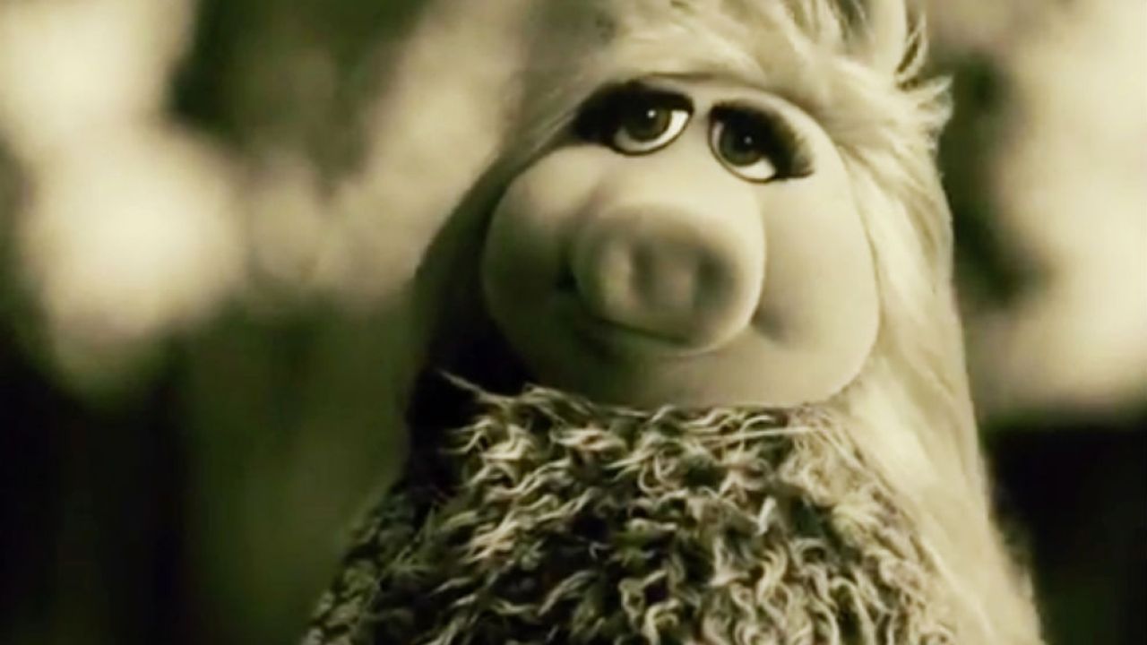 Exitoina | Miss Piggy le canta "Hello" a la rana René