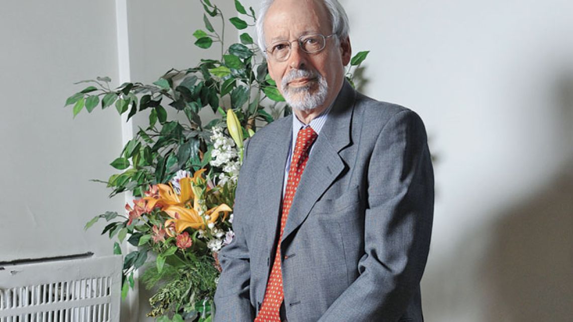 'Doble Agente', el libro que plantea dudas sobre el rol de Verbitsky en ...