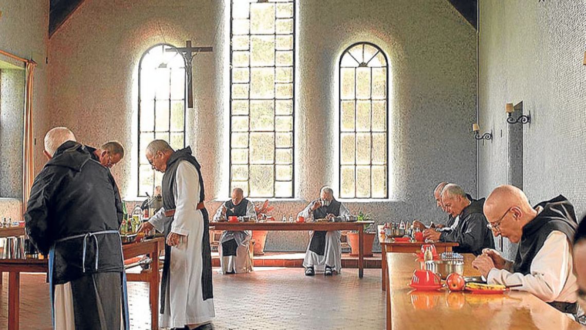 La vida monástica, un escape de la locura contemporánea | Perfil