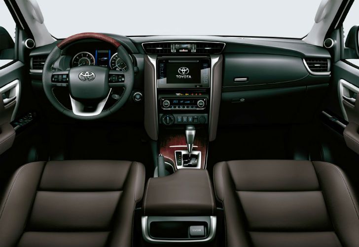 Cinco estrellas para la nueva Toyota SW4 | Parabrisas