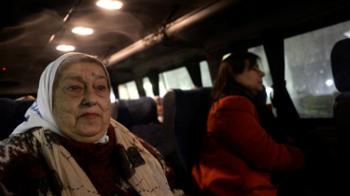 Cacerolazos en distintos puntos del país contra el tarifazo | Perfil Cacerolazos en distintos puntos del país contra el tarifazo | Perfil