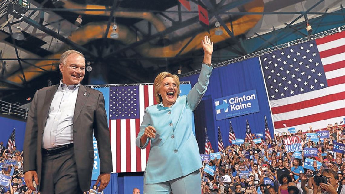 Hillary eligió a su vice pensando en los latinos: un senador que habla ...