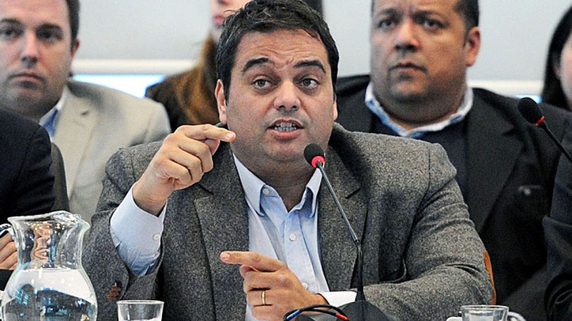 Jorge Triaca: "Se perdió la confianza en algunos sectores empresarios ...