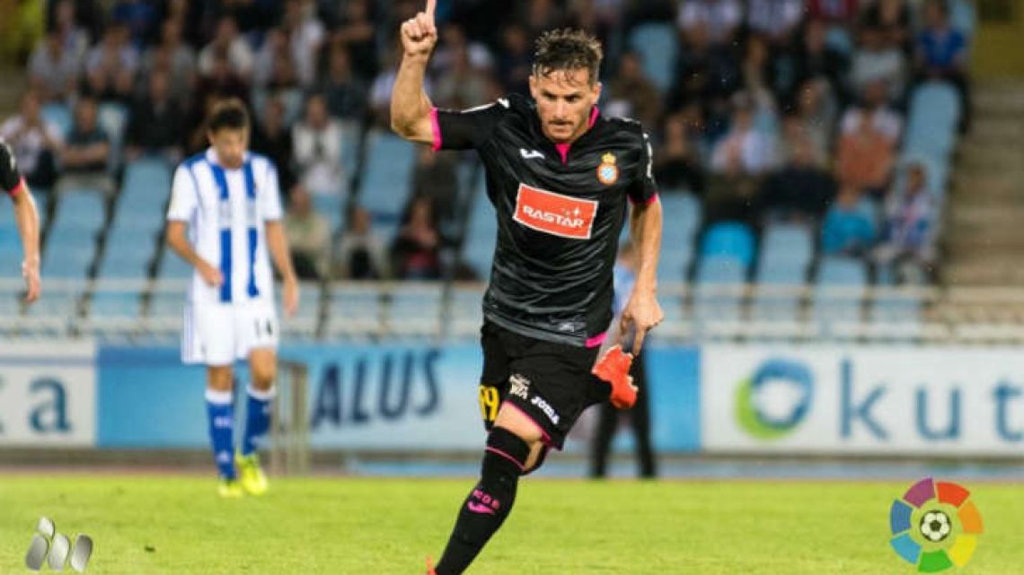 Espectacular gol de Pablo Piatti a otro argentino | 442
