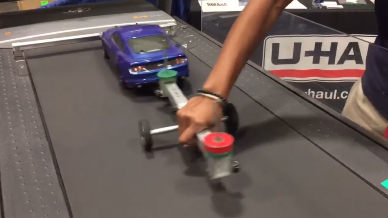 Aprenda a distribuir la carga en un tráiler | Weekend