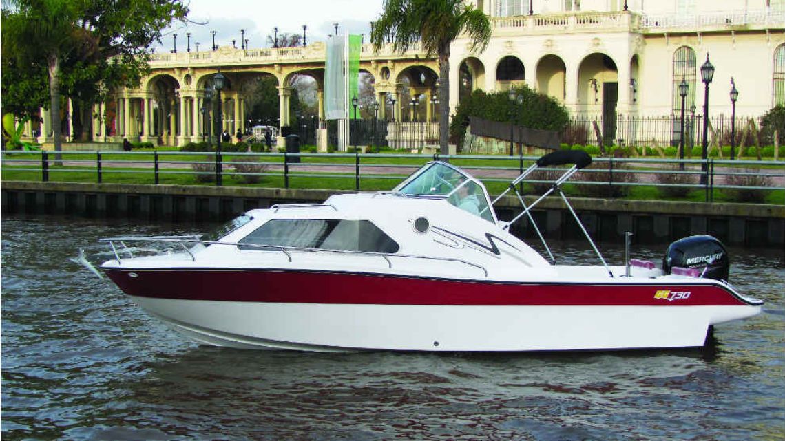 Weekend | Nueva lancha con cabina extendida