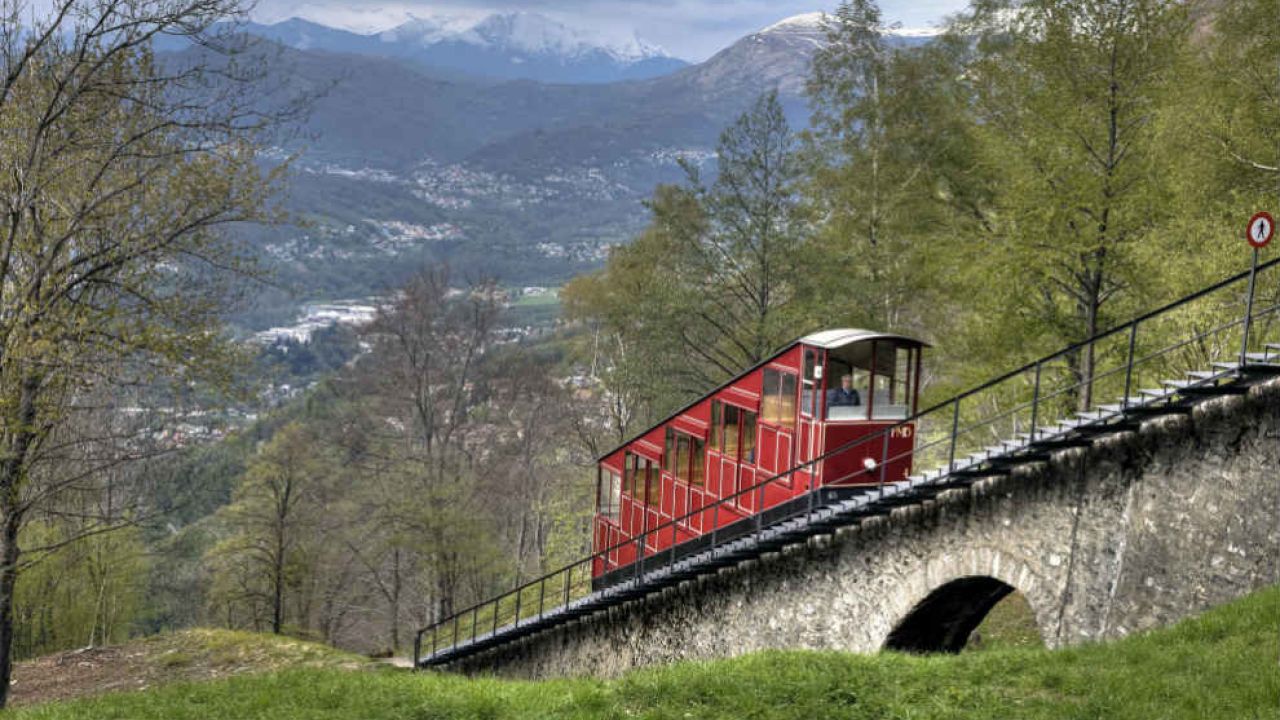 Reabren el funicular vertical de Lugano | Weekend
