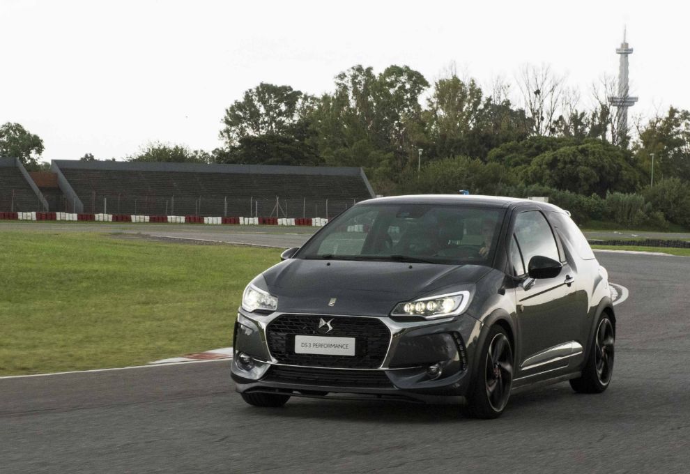 DS 3 Performance, el más extremo de la familia | Parabrisas
