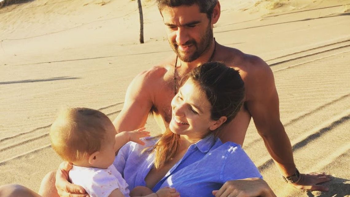 Marcela Kloosterboer y Fernando Sieling celebran el primer año de Juana ...