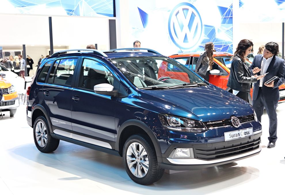 Volkswagen Suran y Fox mejoran su equipamiento | Parabrisas