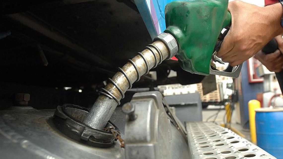 Shell también aumenta el precio de la nafta y el gasoil desde este ...