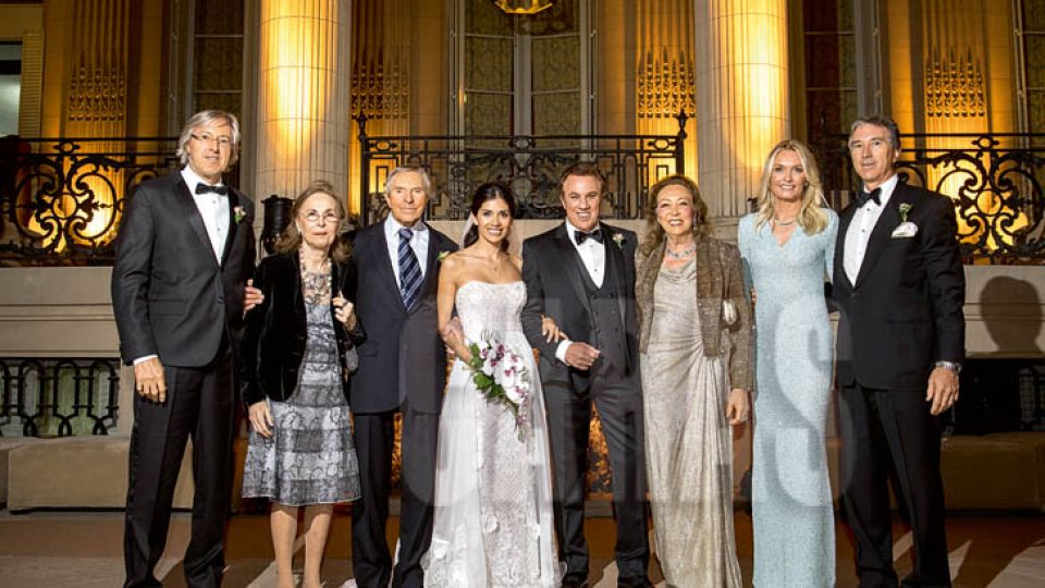 Caras | El casamiento de Alberto Roemmers y Gina Vargas