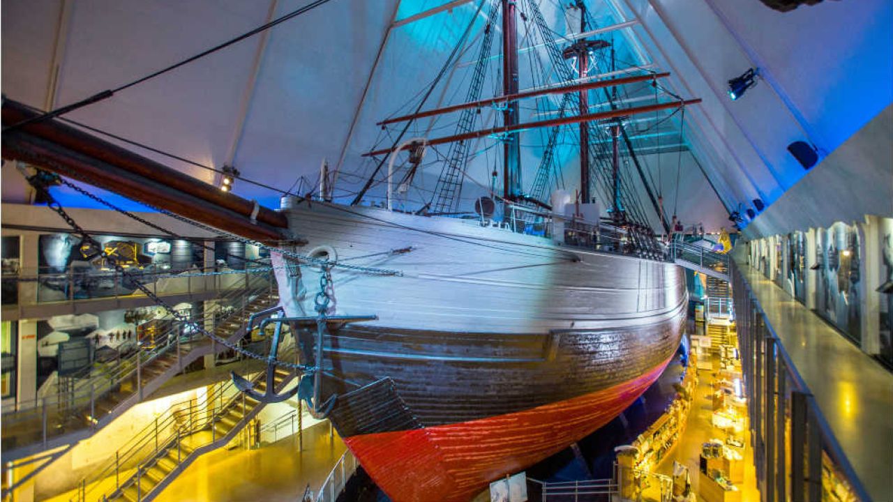 Nuevo barco de expedición viajará a la Antártida | Weekend