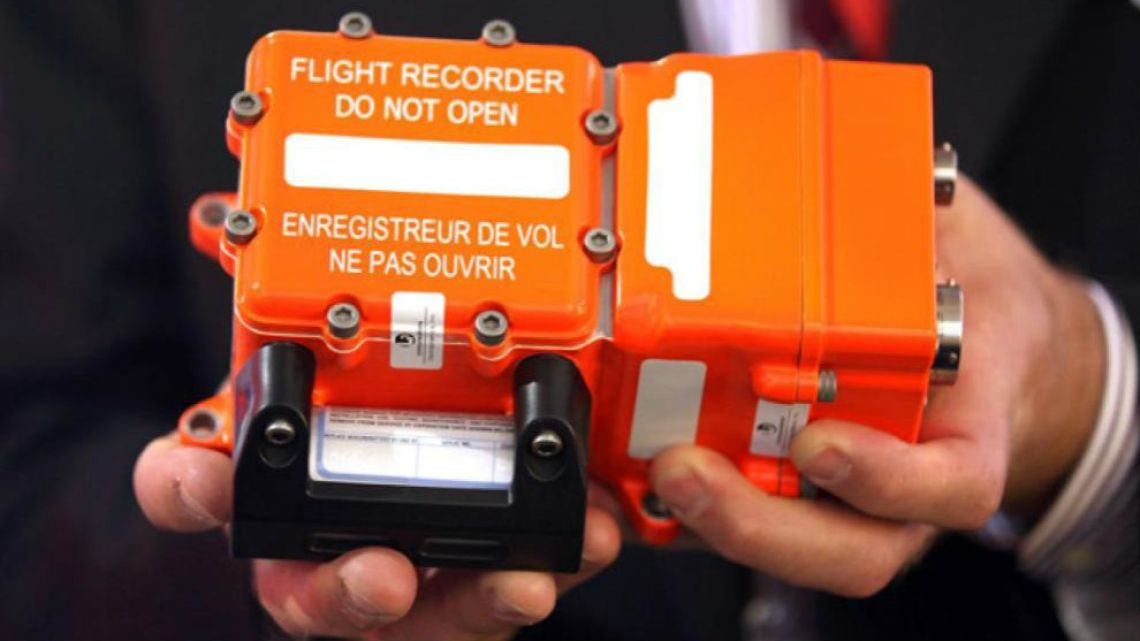 Weekend | Conocé como es la caja negra de un avión