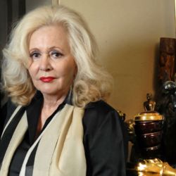 Exitoina | Internaron a Pinky por una neumonía