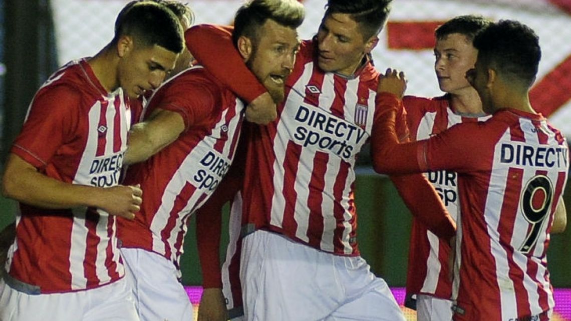 Estudiantes fue demasiado para Central Córdoba | 442