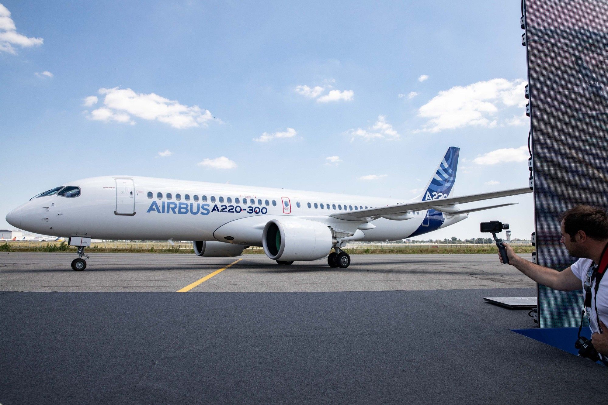 Airbus se adelantaría a Boeing en lanzar avión de más autonomía | Perfil