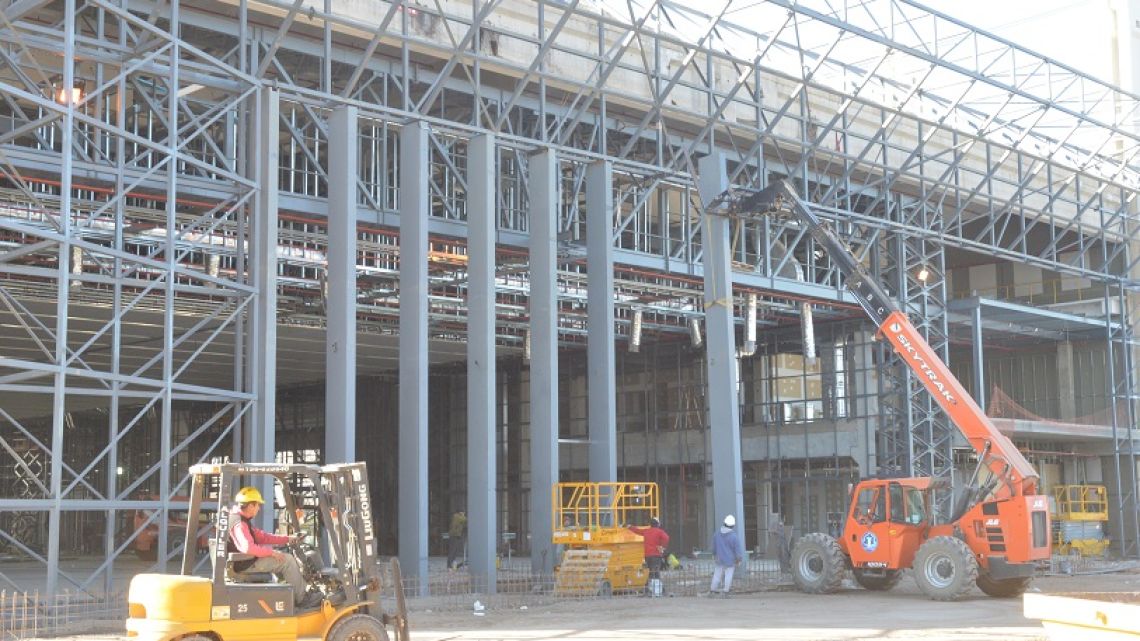 Centro de Convenciones del Complejo Ferial. “Si quieren usarlo para el ...